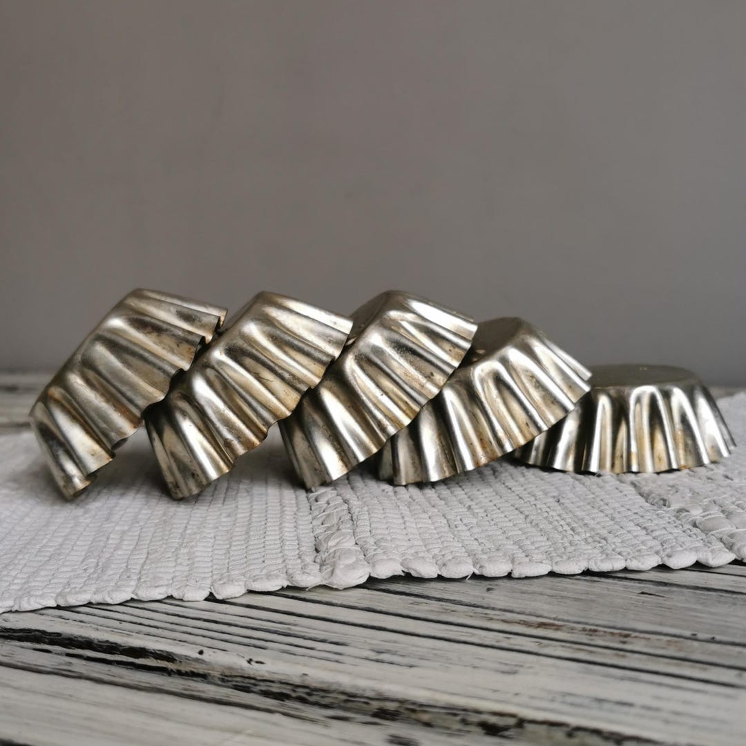 5 Vintage Muffin Baking Tins, Сupcake Tins Set, Soviet Pastry Tins Mold ...