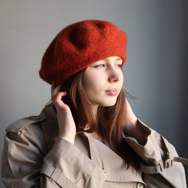 Stylish Plain Warm Wool Beret - Red, Bordo, Green or Dark Orange Colors ...