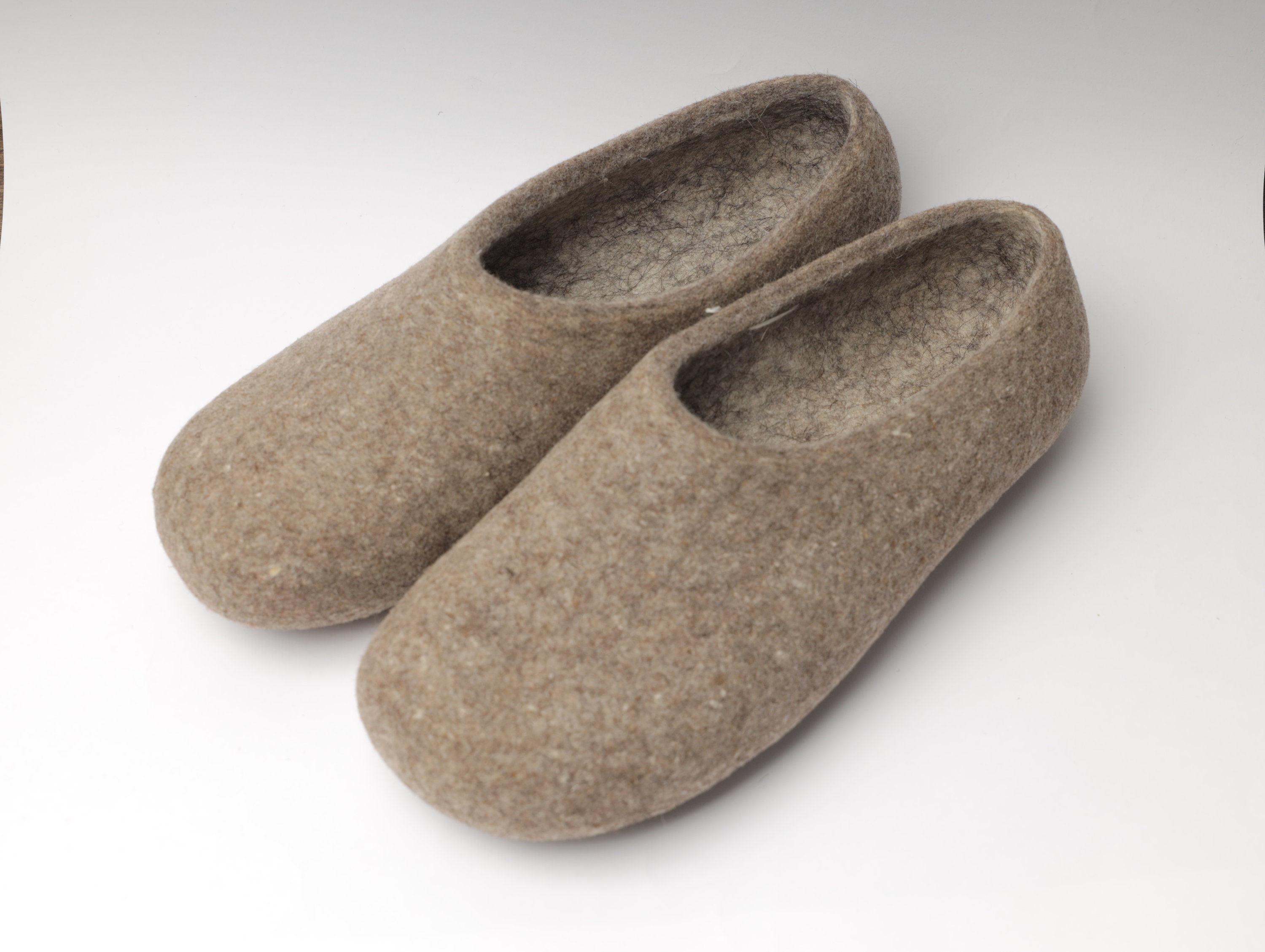 100% Handmade Felt Slippers, Sole Material Wool With Rubber Details for ...