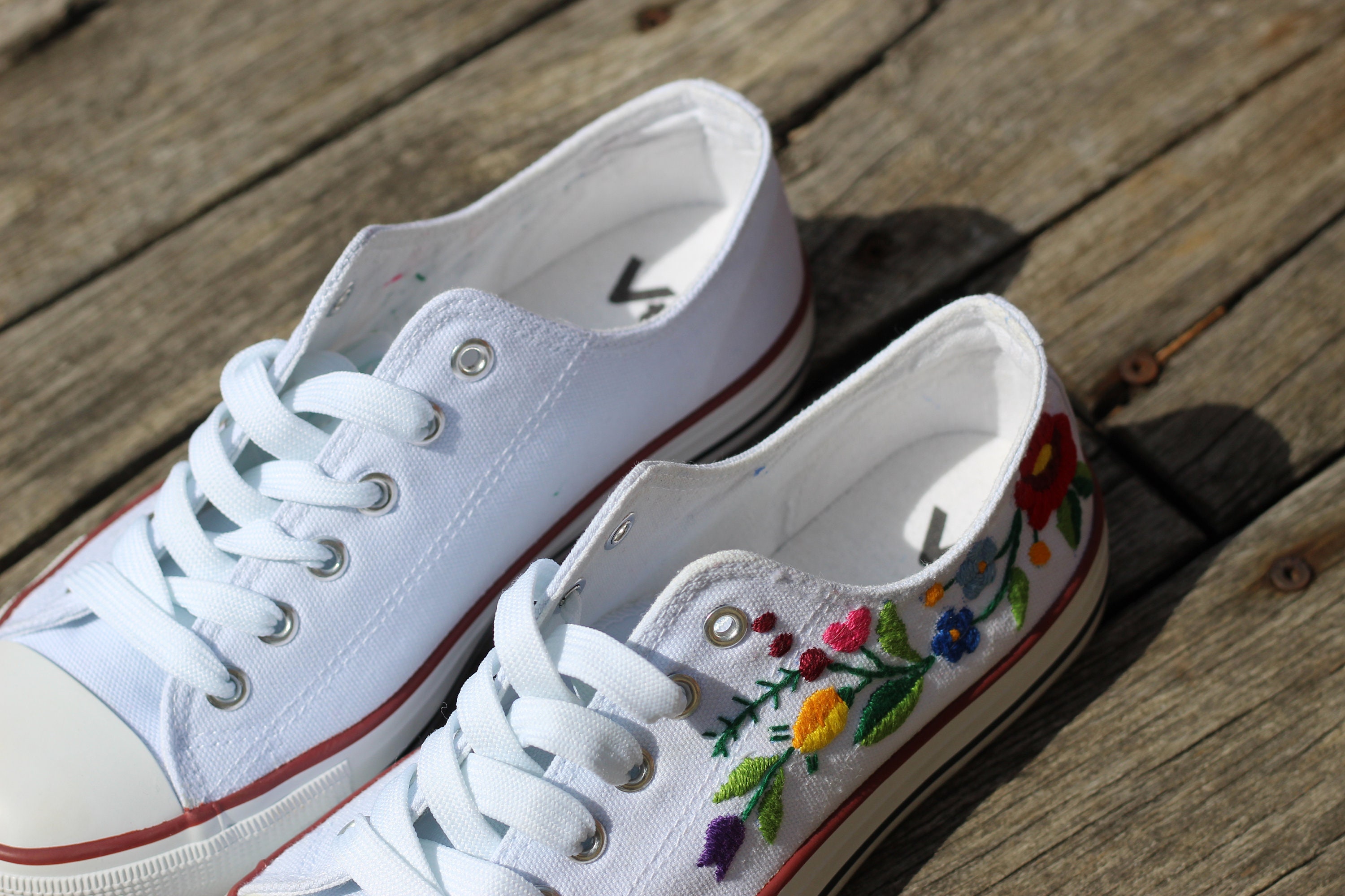 Hand Embroidered Shoes With Lovely Hungarian Kalocsa Flowers 38 Eu Size ...