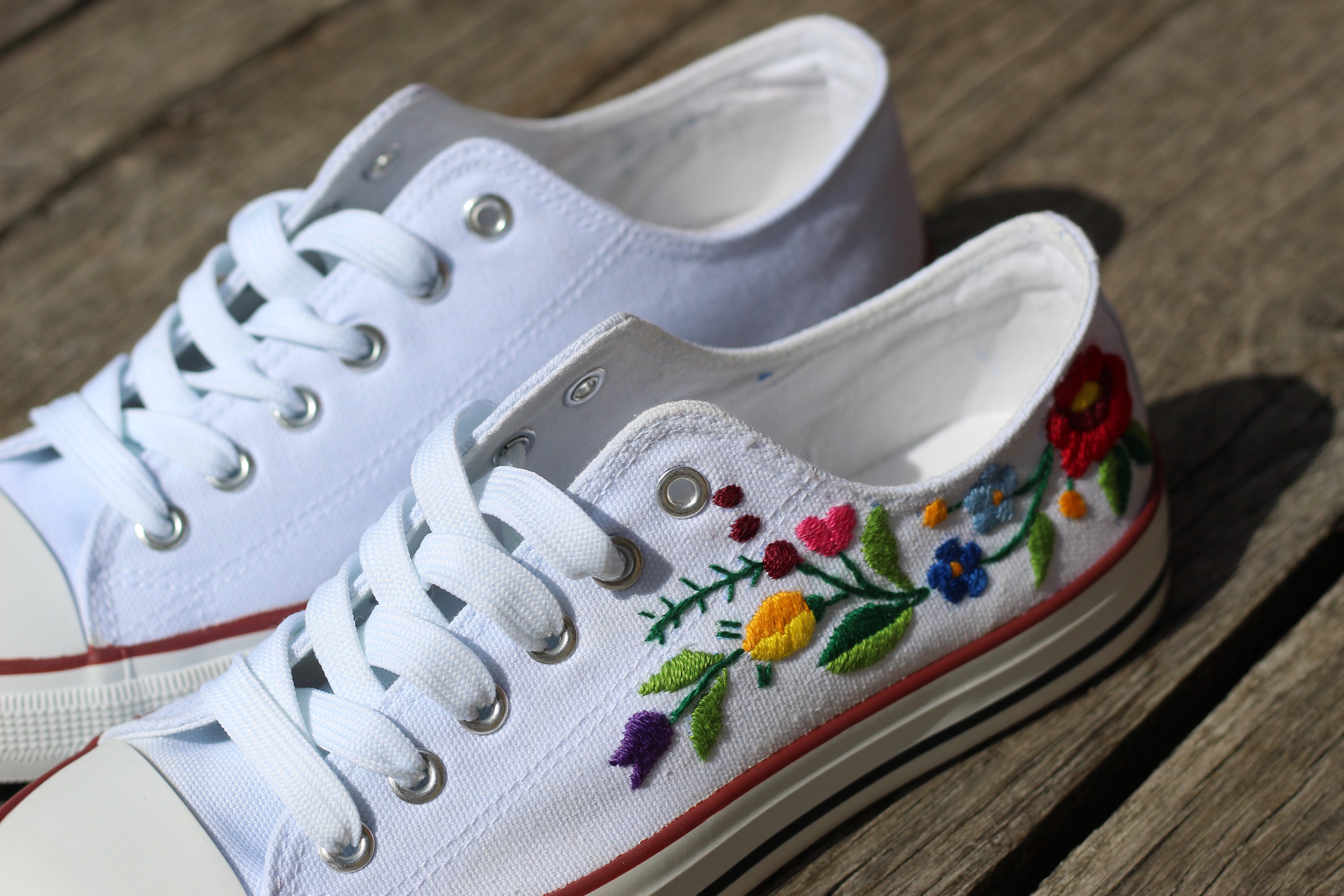 Hand Embroidered Shoes With Lovely Hungarian Kalocsa Flowers 38 Eu Size ...