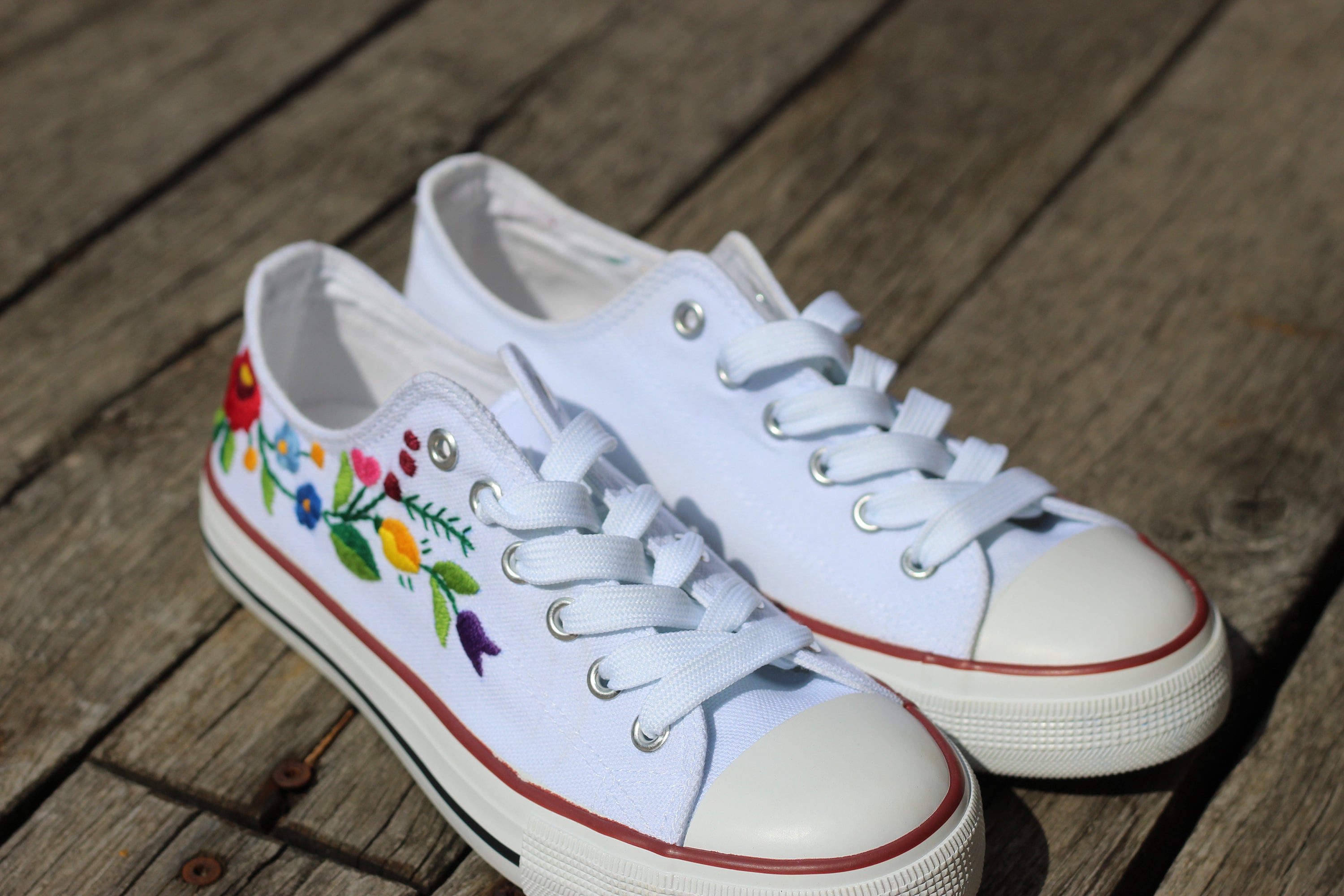 Hand Embroidered Shoes With Lovely Hungarian Kalocsa Flowers 38 Eu Size ...