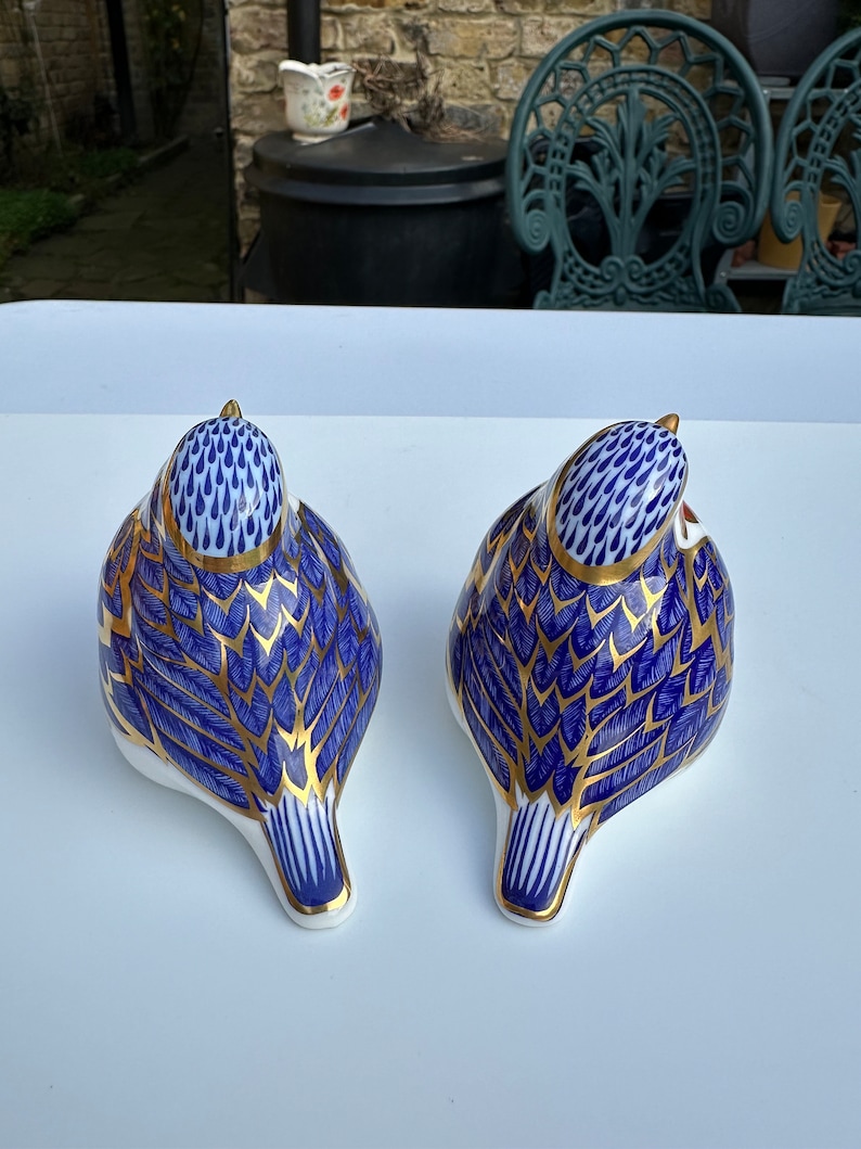 A Group of Royal Crown Derby Bird Paperweights of 2 Robins, 1 ...