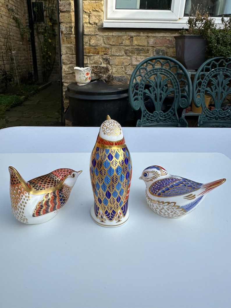 A Group of Royal Crown Derby Bird Paperweights of 2 Robins, 1 ...