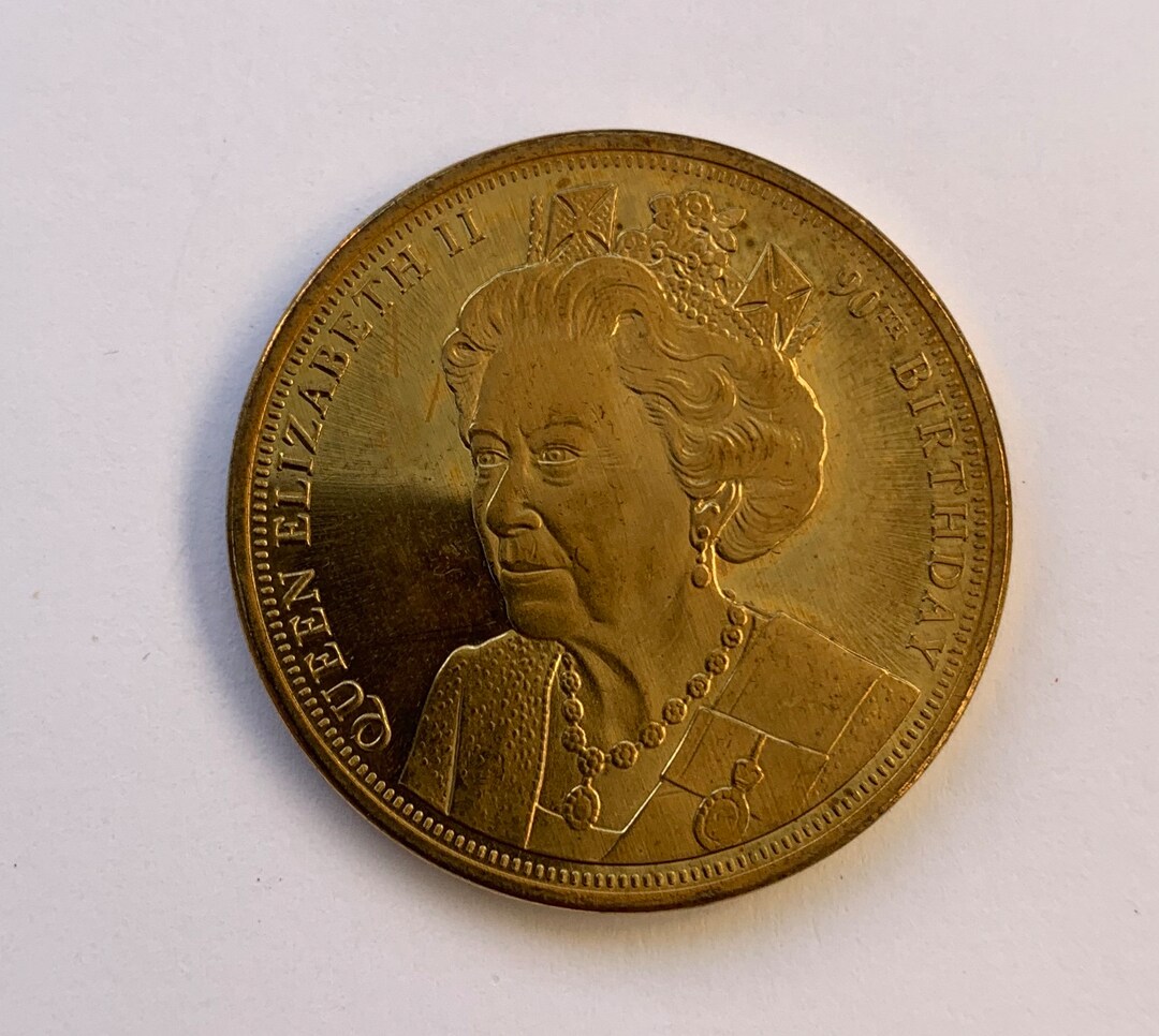2016 Queen Elizabeth II 90th Birthday Magnae Brittaniae Coin - Etsy