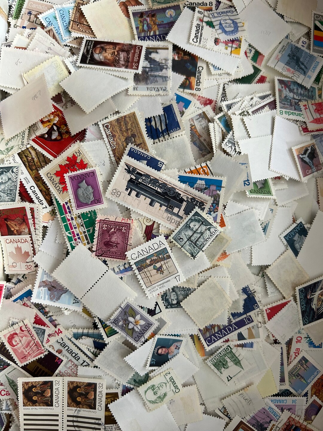Canadian Canada Used Stamp off Paper 40g 500+ Bag of Stamps Mixed Dates ...