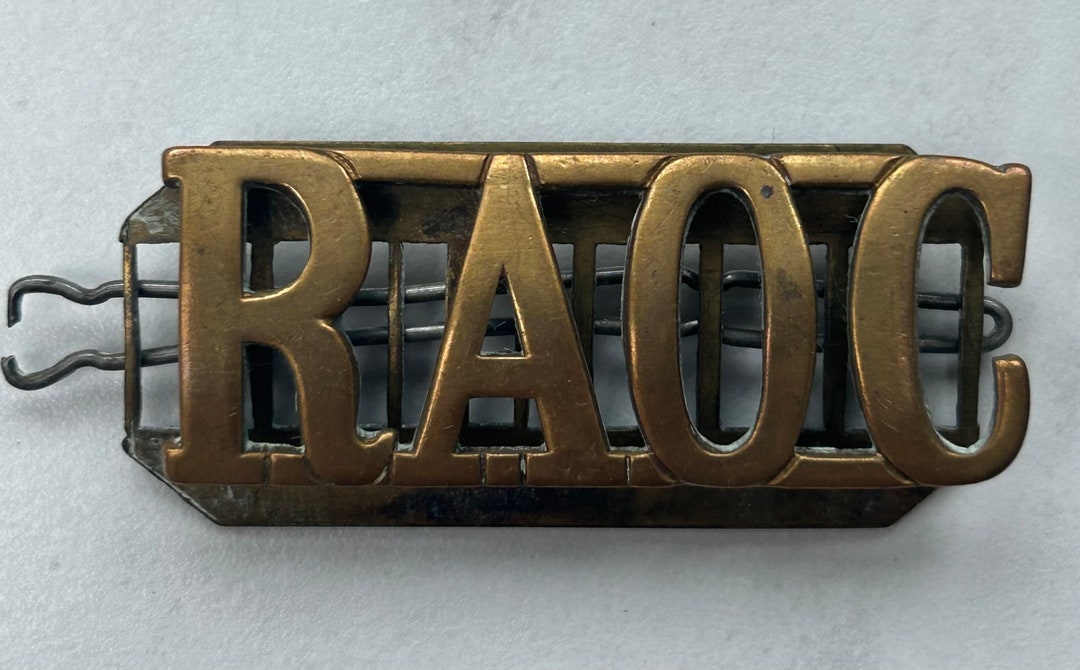 Royal Army Ordnance Corps RAOC Shoulder Title Badge - Etsy