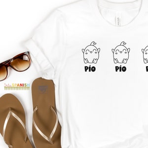 Pío Pío Pío Spanish Tee T Shirts for Spanish Teachers Los Pollitos ...