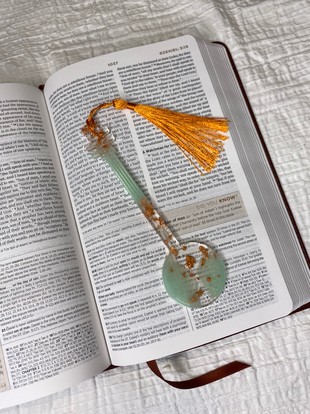 Handmade, Resin, Mint Green, With Bronze Flakes, Banjo Bookmark - Etsy