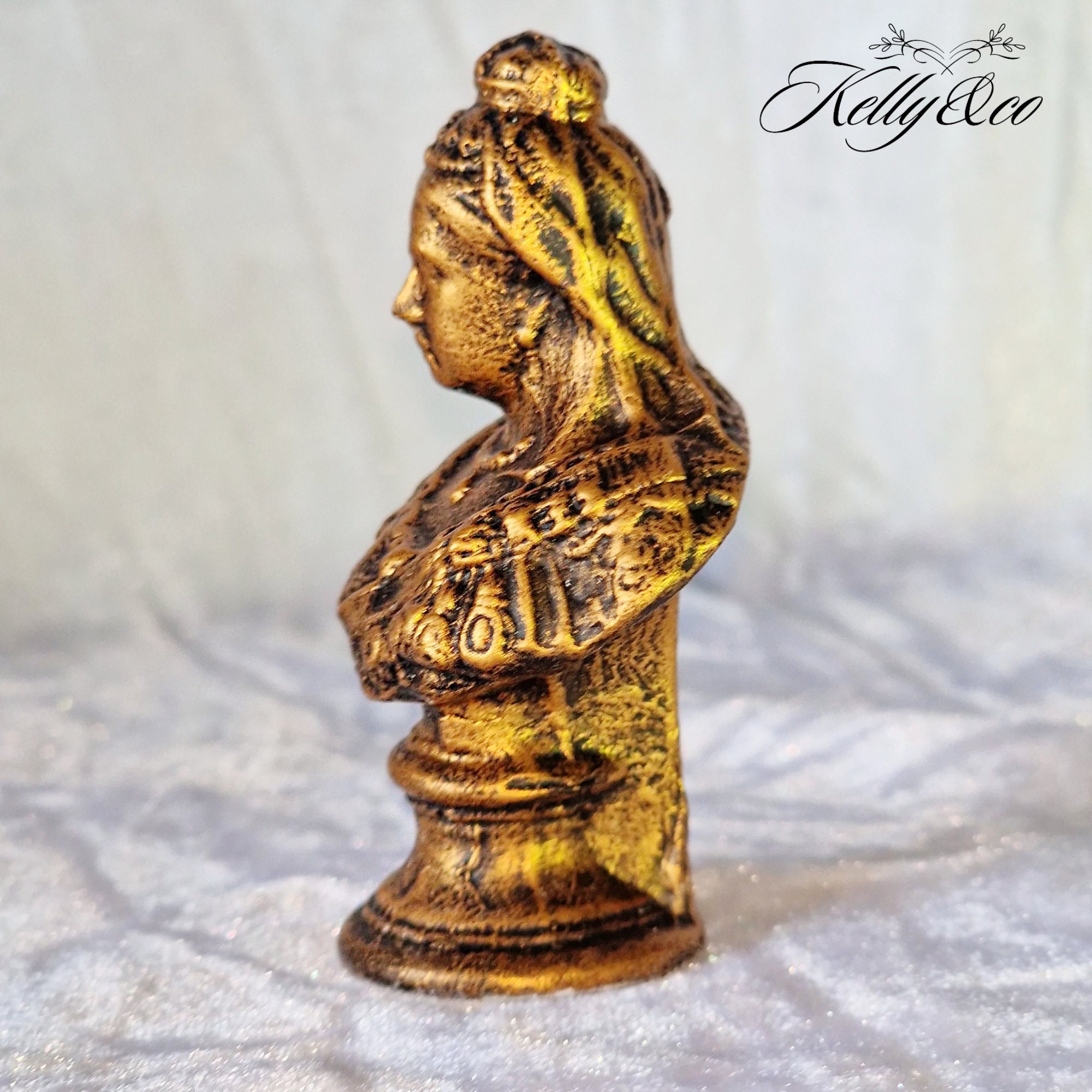 Miniature Bust of Her Majesty Queen Victoria. Royal - Etsy