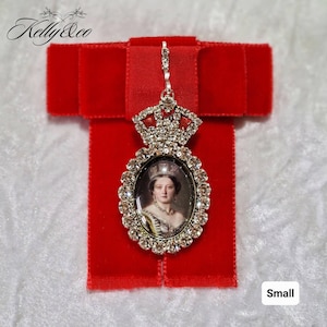 Royal Family Order Brooch. Royal Memorabilia, Display Collectible Gift ...