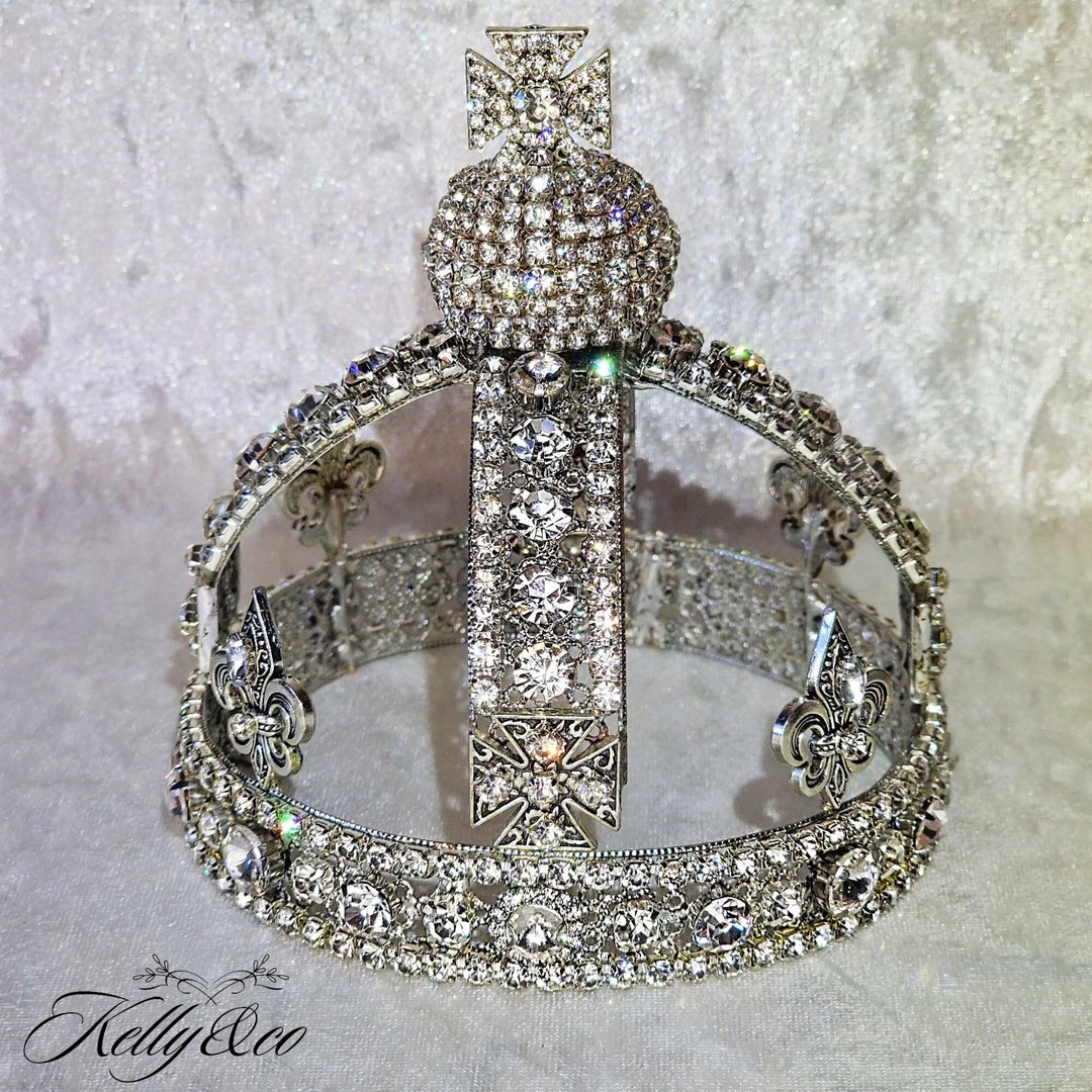 Queen Victoria Inspired Small Diamond Crown. Royal - Etsy