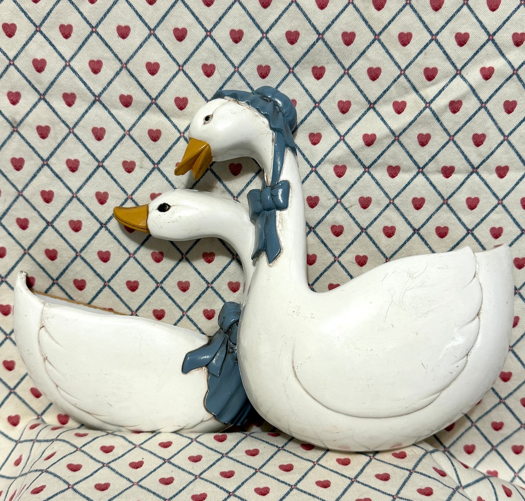 Vintage Retro 1980s Plastic Goose With Ribbon Wall Pockets Country ...