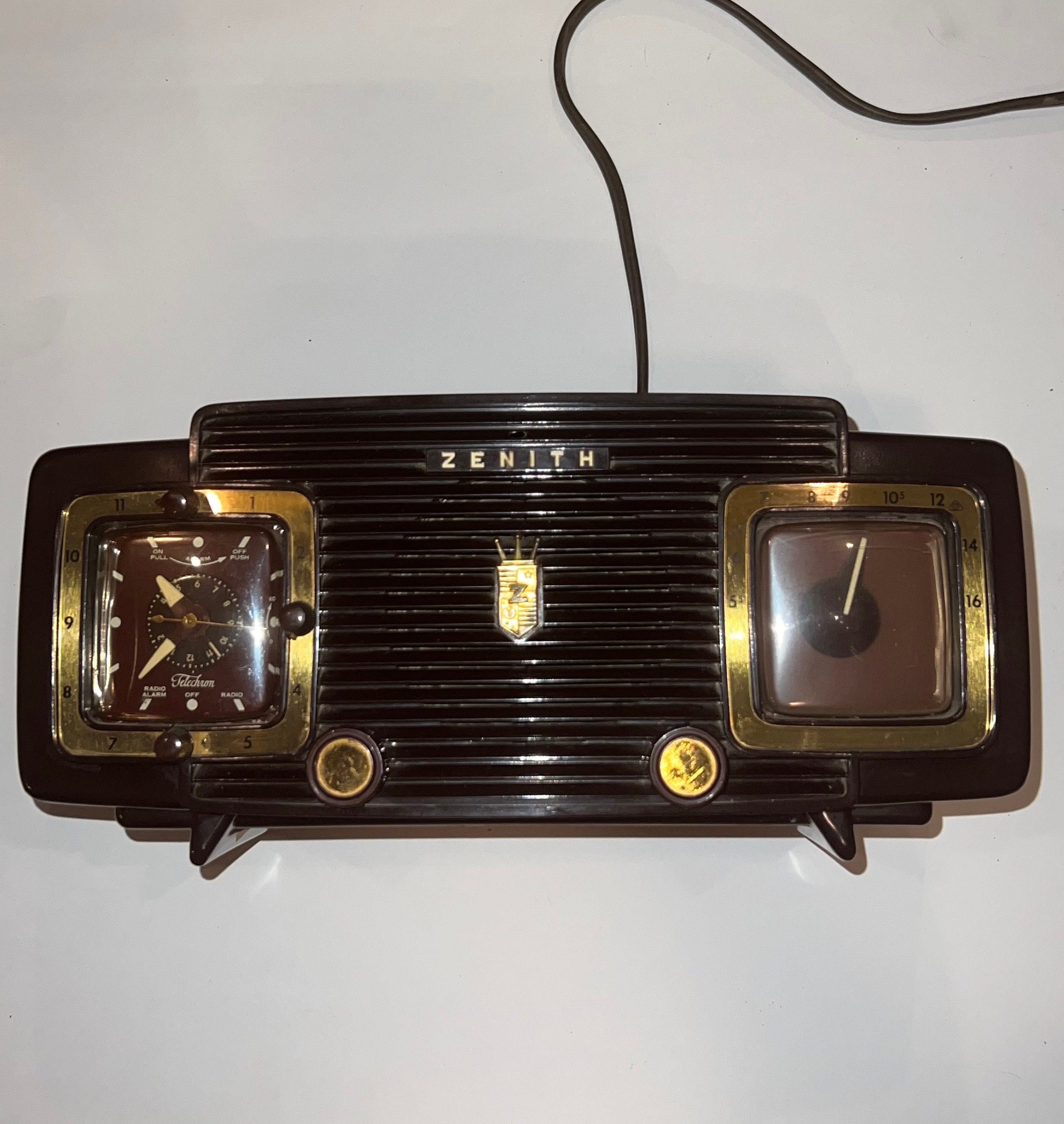 RARE WORKING Mid Century Zenith AM Tube Clock Radio Model R520 - Etsy