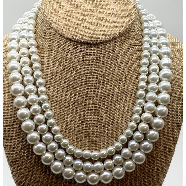 Pearl Necklace Different Size Pearls - Etsy
