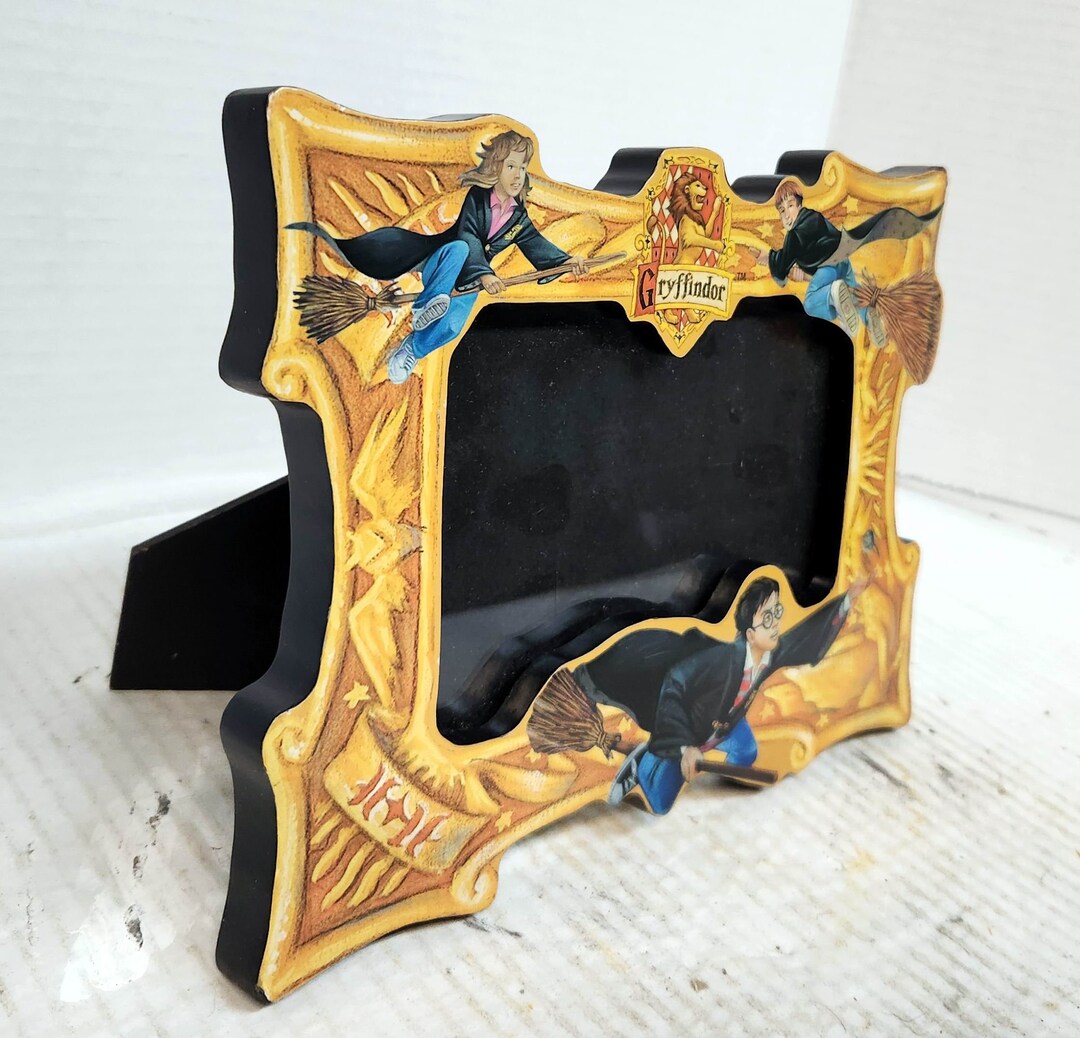 Harry Potter Frame, Gryffindor Frame, Harry Potter Gryffindor, Wall ...