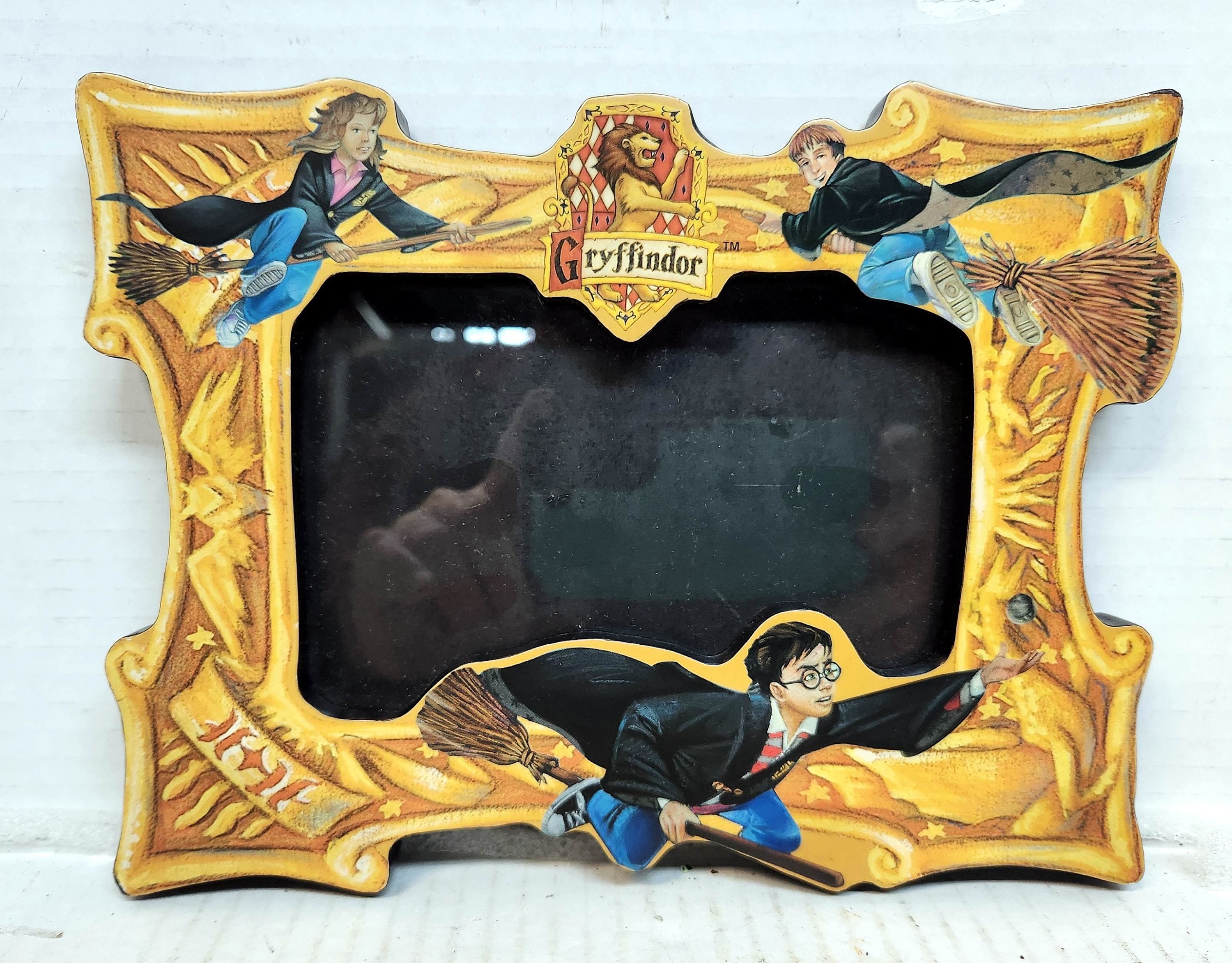 Harry Potter Frame, Gryffindor Frame, Harry Potter Gryffindor, Wall ...
