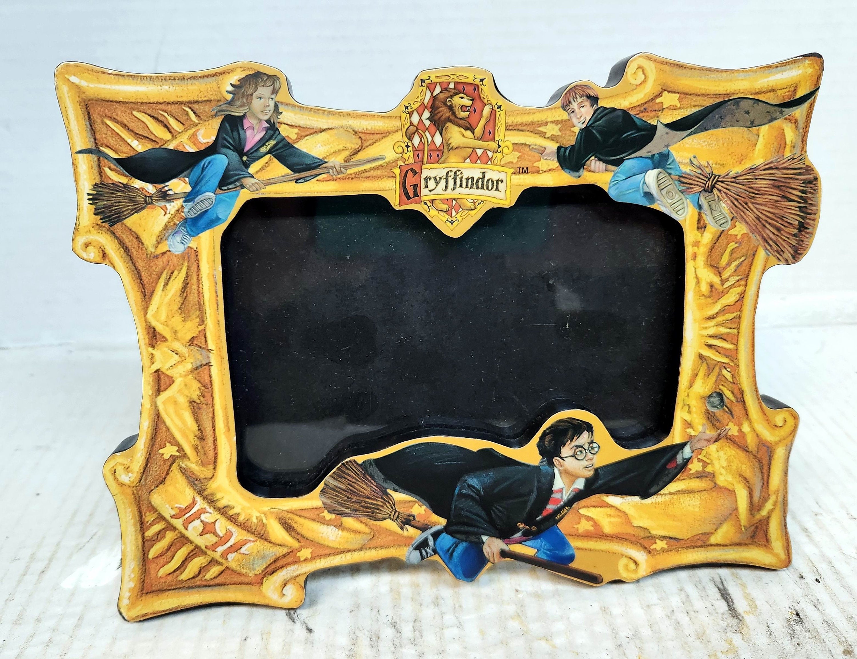 Harry Potter Frame, Gryffindor Frame, Harry Potter Gryffindor, Wall ...