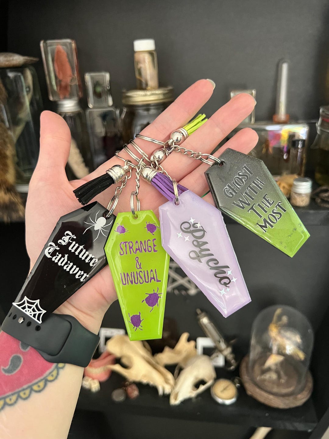 Coffin Keychains // Spooky Accessories - Etsy