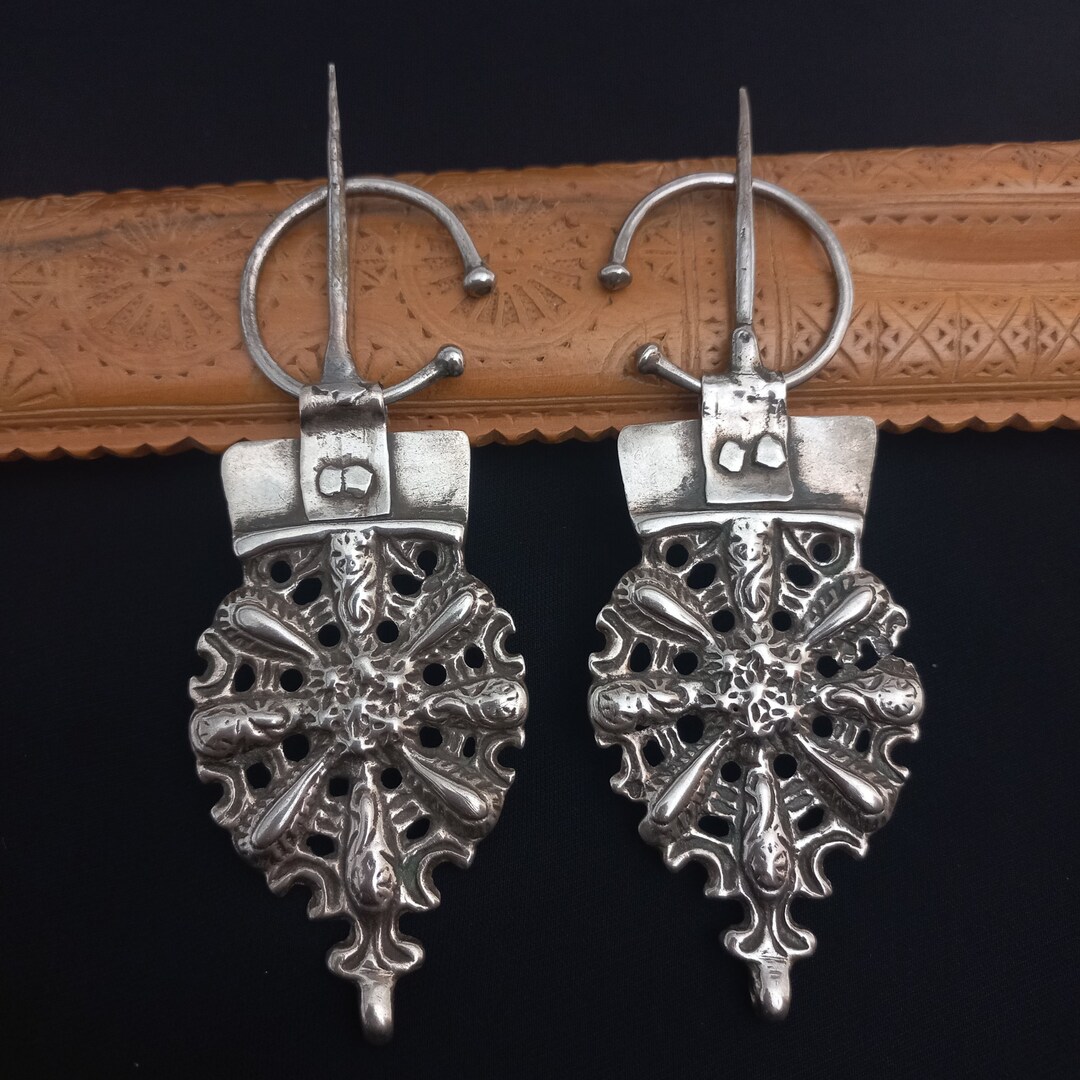 Antique and Wonderful Berber Silver Fibulas (tazerzit) From Morocco ...