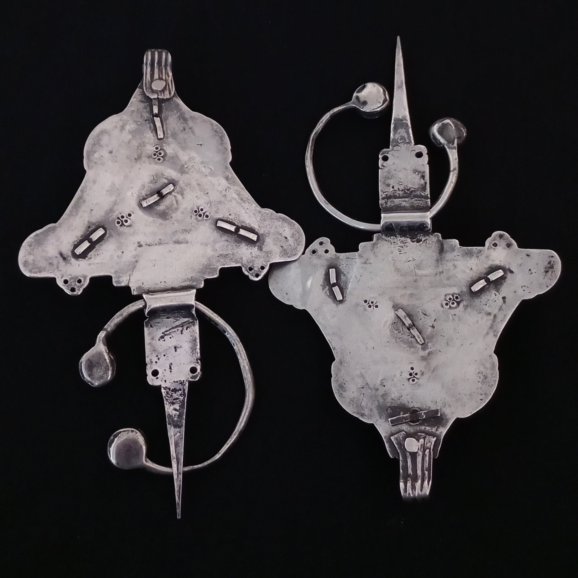 Very Old Silver Berber Fibula (tazerzit) With Enamel From MOROCCO ...