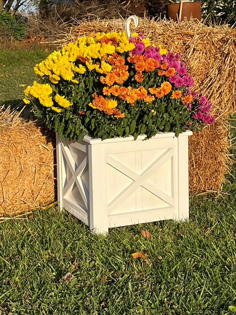 Rustic Farmhouse Planter - Etsy