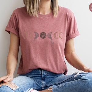 Moon Phases Shirt, Women's Aesthetic Sweatshirts, Boho Astrologist ...