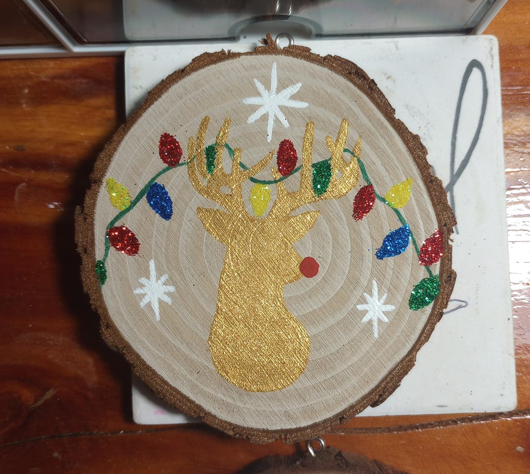 Hand-painted Reindeer Wood Slice Ornament Christmas Tree Decor Reindeer ...
