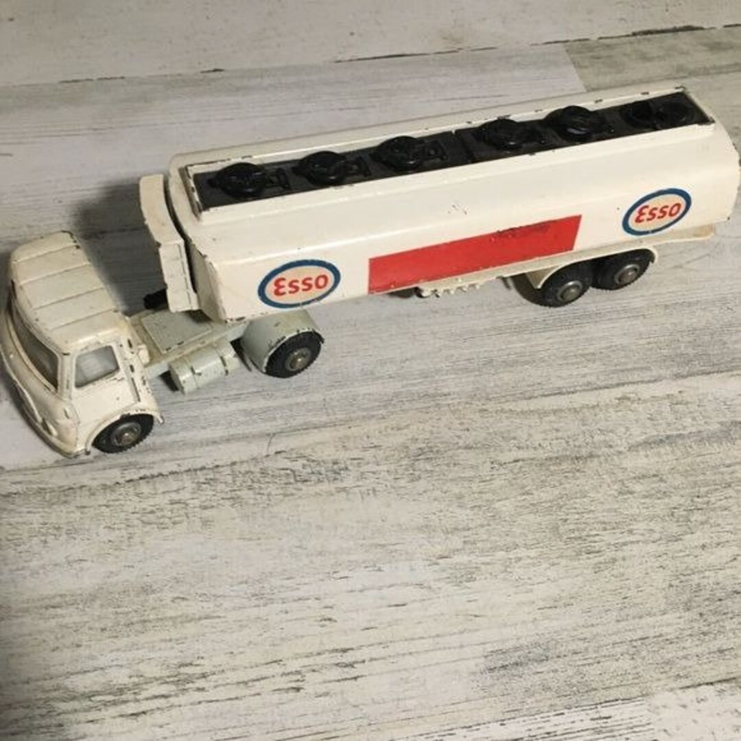 Dinky Toys Esso Articulated Fuel AEC Tanker Made in England - Etsy
