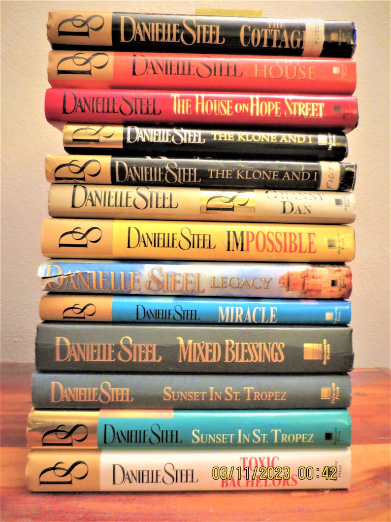 Danielle Steel Hard Back Books - Etsy