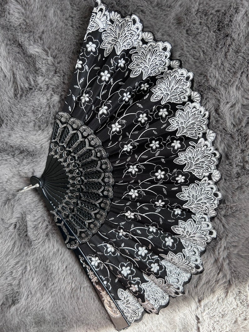 Hand Held Foldable Victorian Fan - Etsy