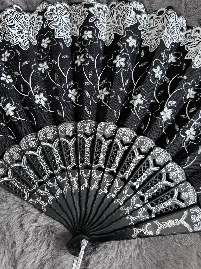 Hand Held Foldable Victorian Fan - Etsy