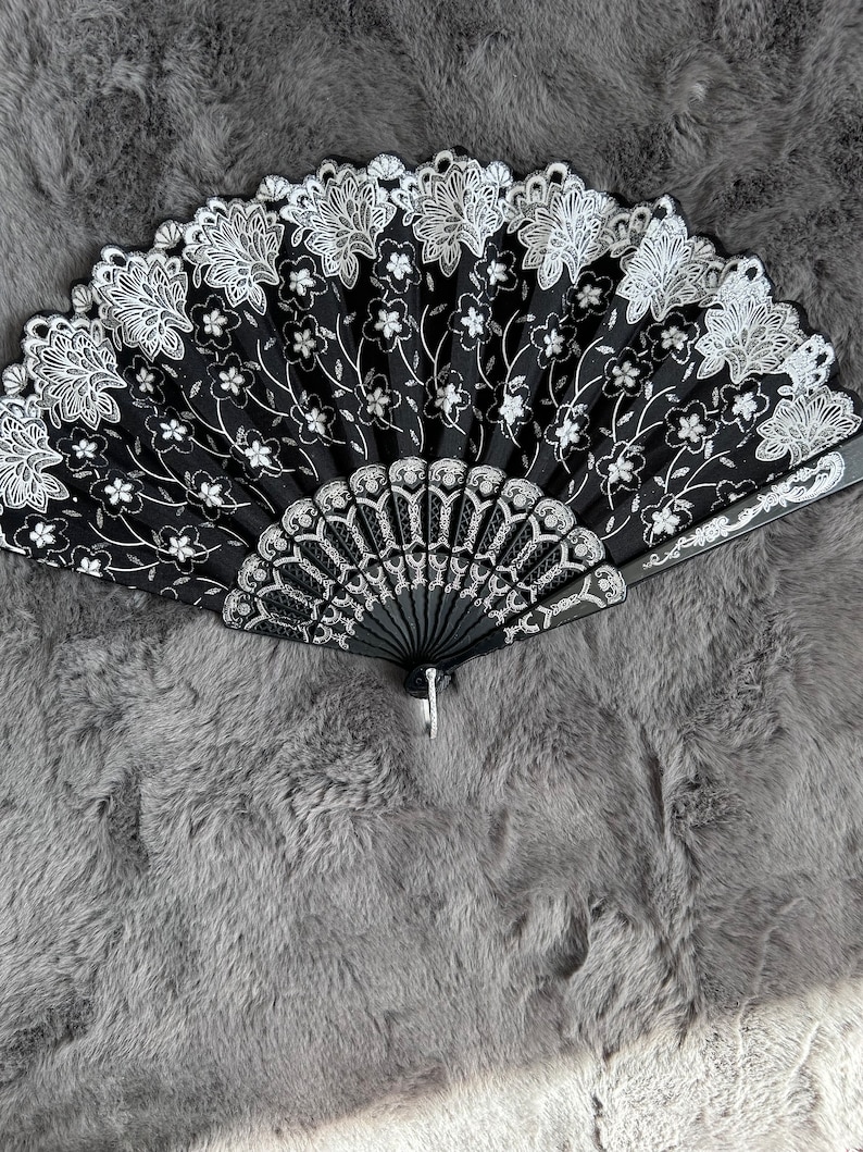 Hand Held Foldable Victorian Fan - Etsy