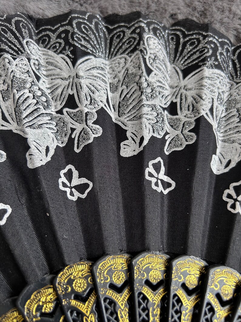 Hand Held Foldable Victorian Fan - Etsy
