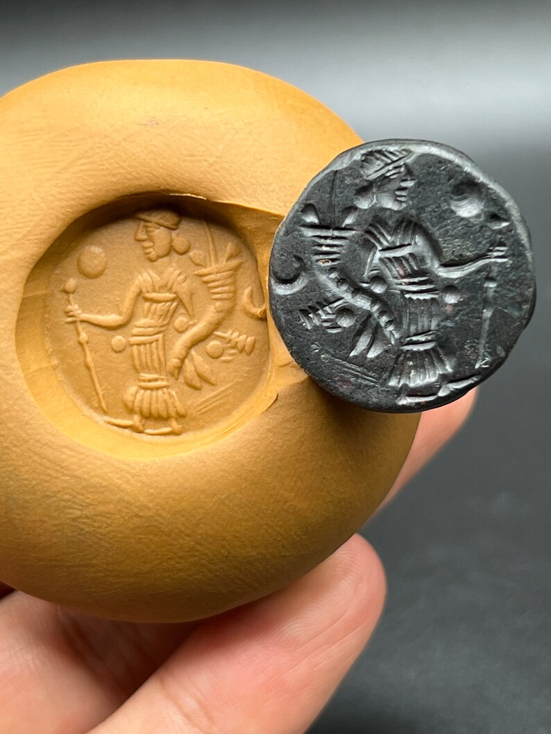 Ancient Near Eastern Intaglio Old Stamp Seal Bead - Etsy