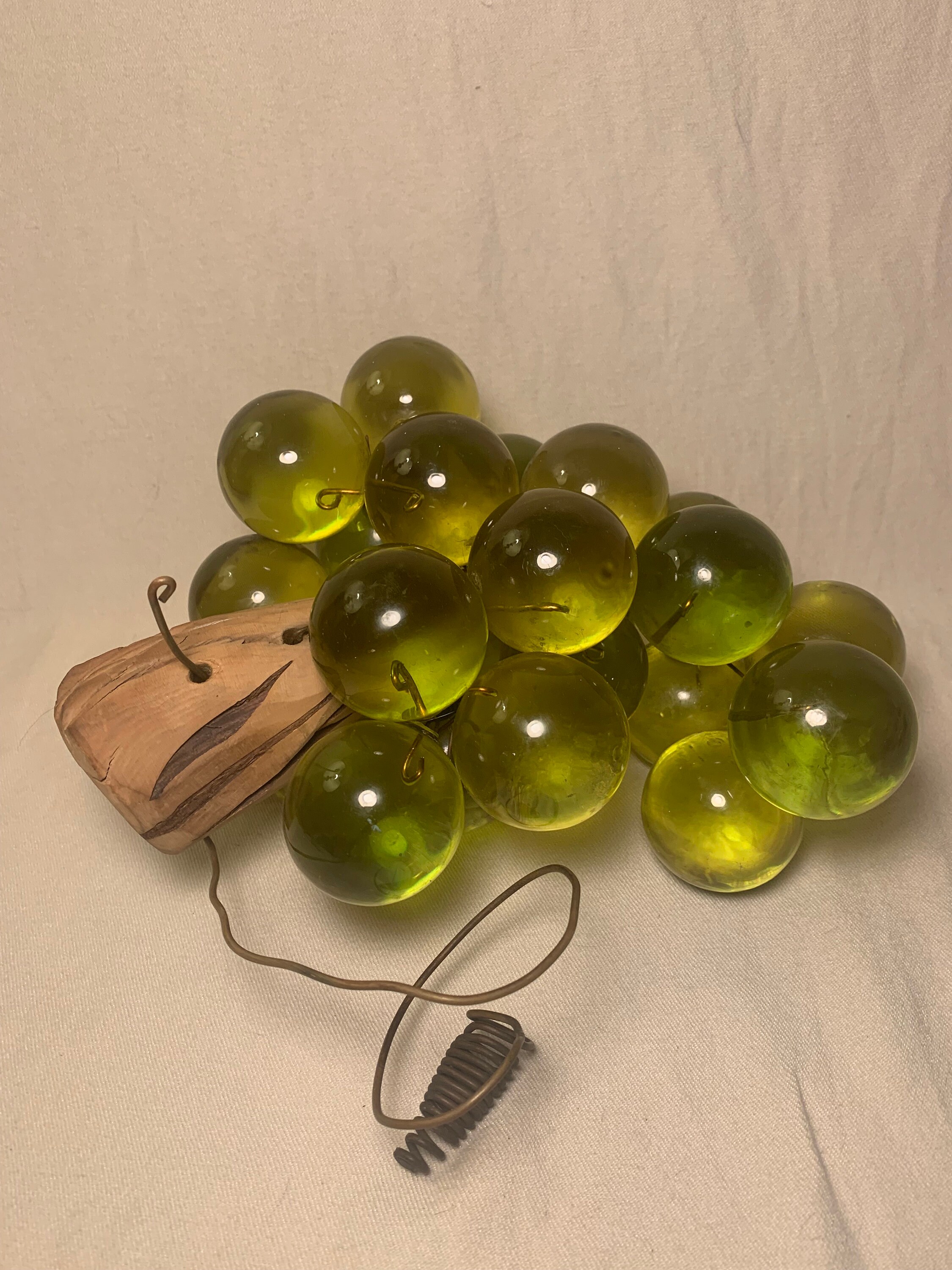 Vintage MCM Green Lucite Grape Cluster on Driftwood - Etsy
