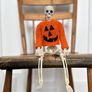 CROCHET PATTERN ⨯ Spooky Tiny Sweaters ⨯ Halloween Decoration ⨯ Garland ...