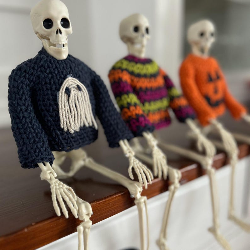 CROCHET PATTERN ⨯ Spooky Tiny Sweaters ⨯ Halloween Decoration ⨯ Garland ...