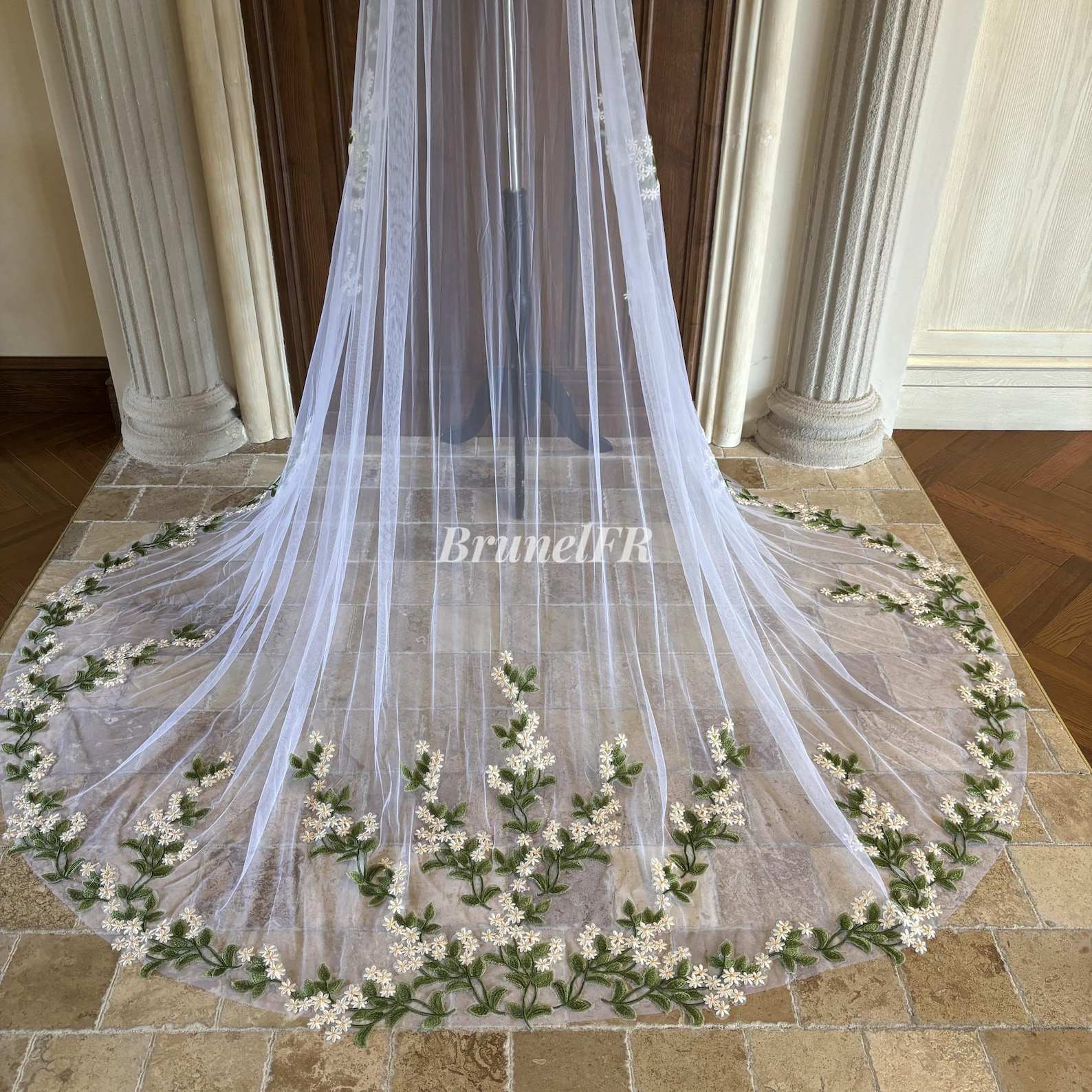 Green Leaf Applique White Tulle Cape Elegant Floral Cape Veil Bridal ...