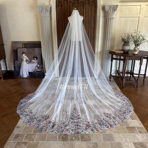 Red Plants Veil Fancy Applique Flowery Veil Cathedral Veil Wedding ...