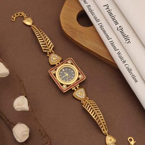 Women's Dainty Victorian Watches With Elegant Fashion Accented ...