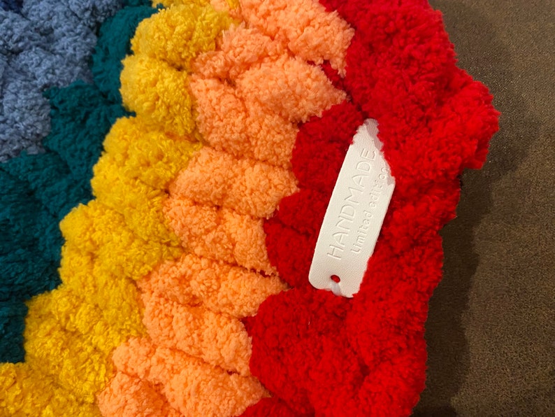Cuddle the Rainbow Chunky Knit Blanket - Etsy