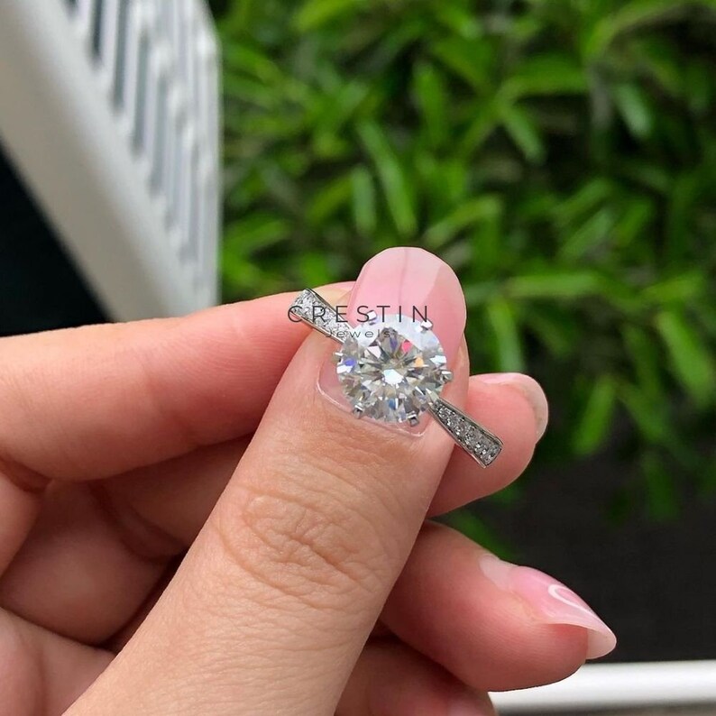 Daily Wear Ring, Women's Wedding Ring, 1.7CT Moissanite, Gift for Her ...