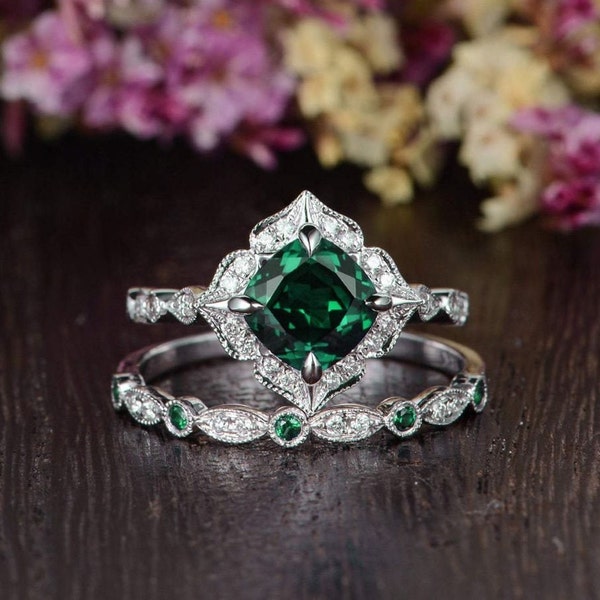 Emerald Ring - Etsy