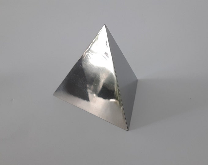 Clear Quartz Tetrahedron Pyramid W/ Reiki | Sacred Geometry | Platonic ...