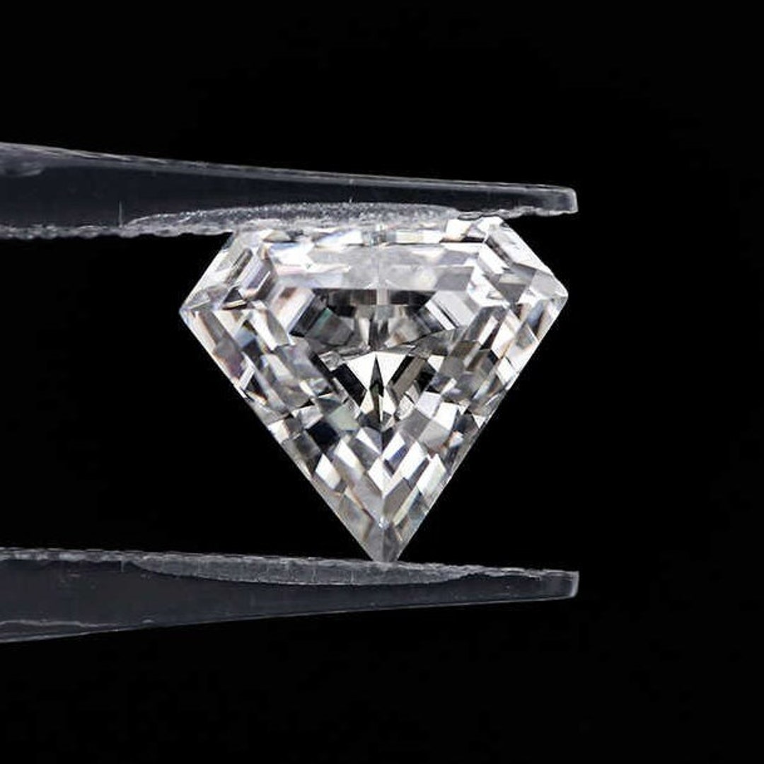 0.63TCW Shield Cut Lab-grown Diamond Pair for Solitaire Diamond ...