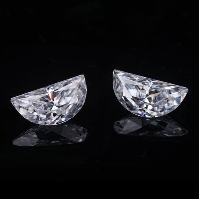 Half Moon Brilliant Cut Lab-grown Diamond Engagement Ring, CVD-HPHT ...