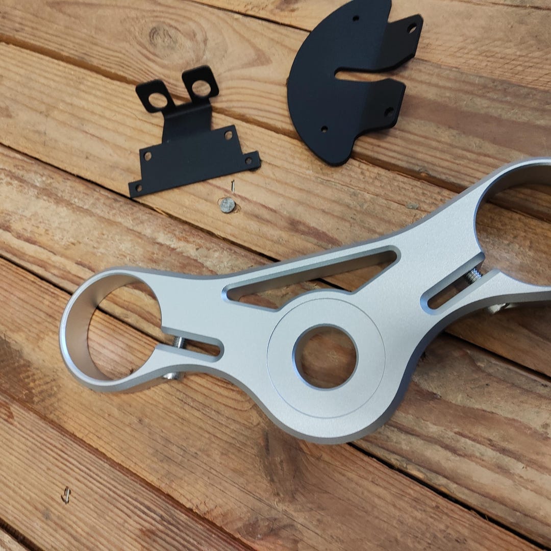 BMW Rninet CNC Aluminum Triple Tree Top Clamp for R9T 55mm Cafe Racer ...