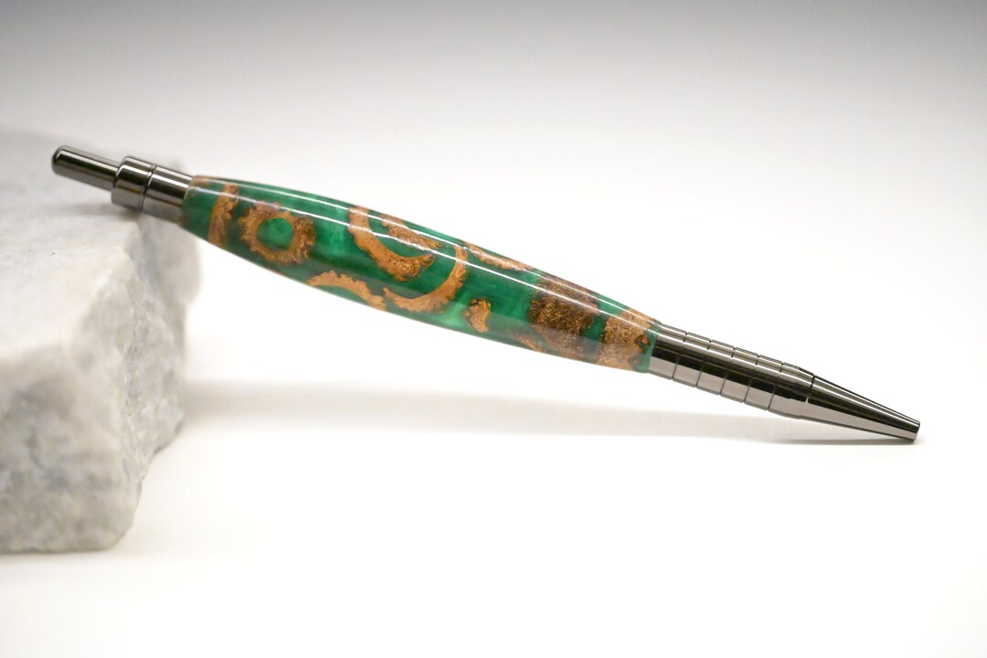NEW MARCH 2024 Beautiful Handmade Acorn and Green Hybrid Click Pen - Etsy