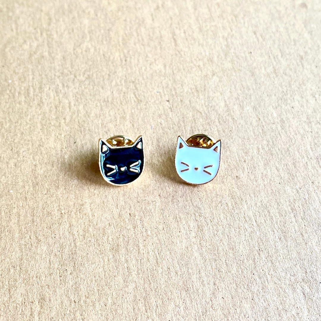 Black and White Cat Head Enamel Pin Anxiety Stress Relief Mental Health ...